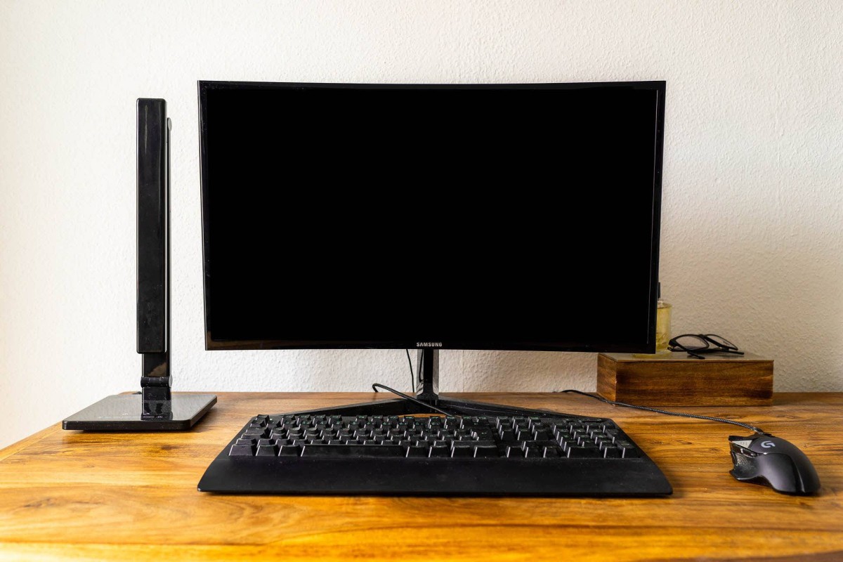 Mi ordenador enciende, pero no arranca: causas y cómo arreglarlo - ReparaTecno.com